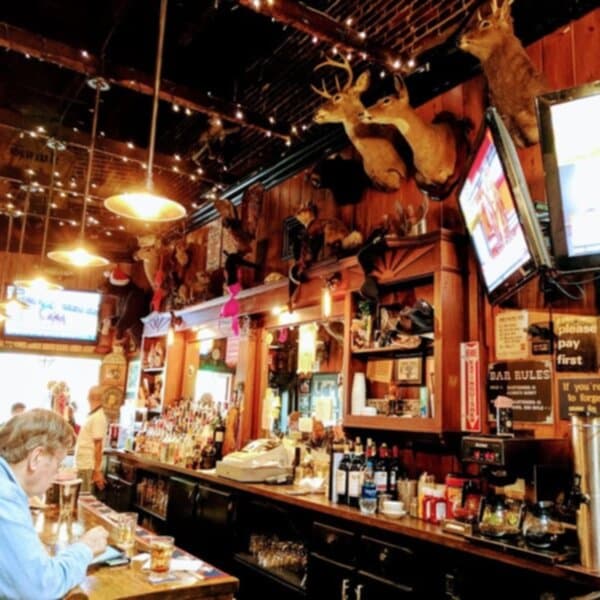 Tune Inn, Washington, DC, Seen On Best Bars in America